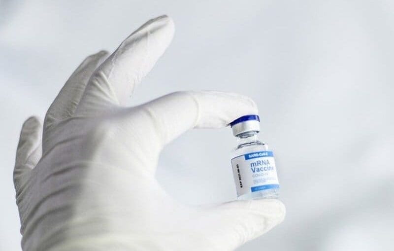 Falsa segurança ao tomar a primeira dose da vacina | Dra. Keilla Freitas Falsa segurança ao tomar a primeira dose da vacina | Dra. Keilla Freitas